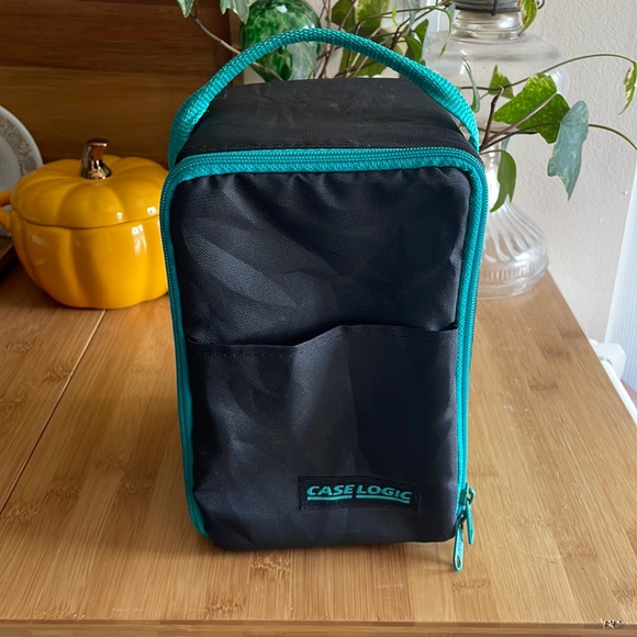 Case Logic | Media | Vintage Case Logic Cd Carrying Case | Poshmark